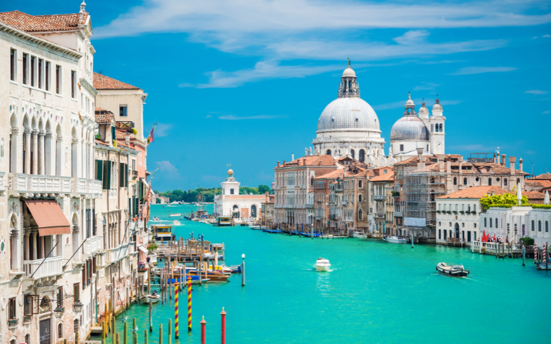 7 Best Fountains in Venice - Awe-Inspiring Historic Waterworks